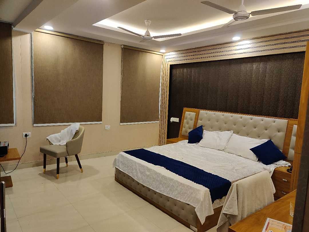 Hotel Saket, Ayodhya 𝗕𝗢𝗢𝗞 Ayodhya Hotel 𝘄𝗶𝘁𝗵 ₹𝟬 𝗣𝗔𝗬𝗠𝗘𝗡𝗧