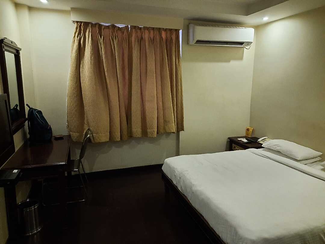 THE CENT Best Rates on Hyderabad Hotel Deals, Reviews & Photos