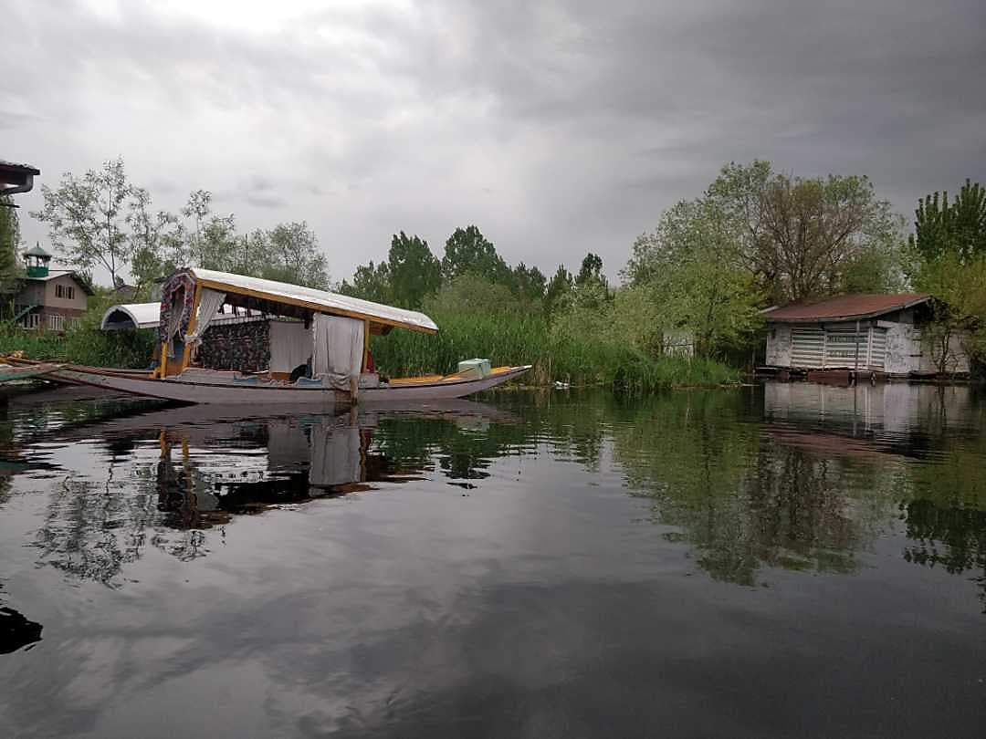 HABAK RESORT 𝗕𝗢𝗢𝗞 Srinagar Hotel 𝘄𝗶𝘁𝗵 𝗙𝗥𝗘𝗘 𝗖𝗮𝗻𝗰𝗲𝗹𝗹𝗮𝘁𝗶𝗼𝗻