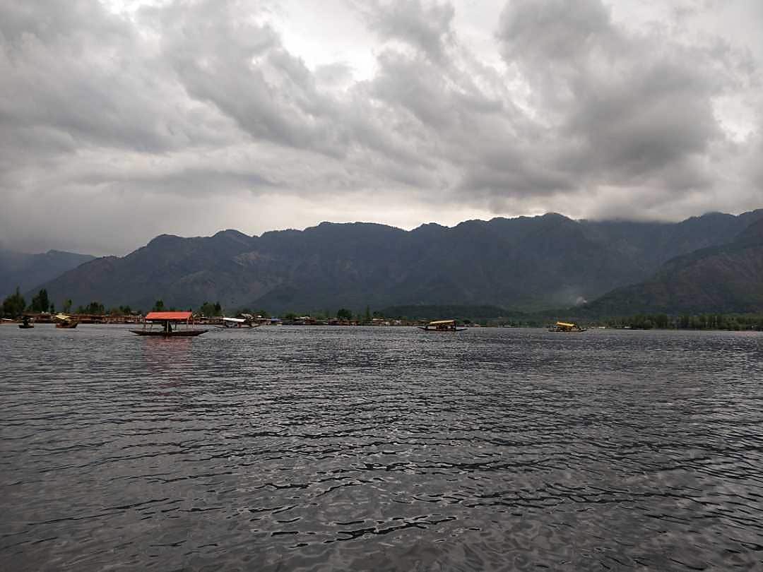 HABAK RESORT 𝗕𝗢𝗢𝗞 Srinagar Hotel 𝘄𝗶𝘁𝗵 𝗙𝗥𝗘𝗘 𝗖𝗮𝗻𝗰𝗲𝗹𝗹𝗮𝘁𝗶𝗼𝗻