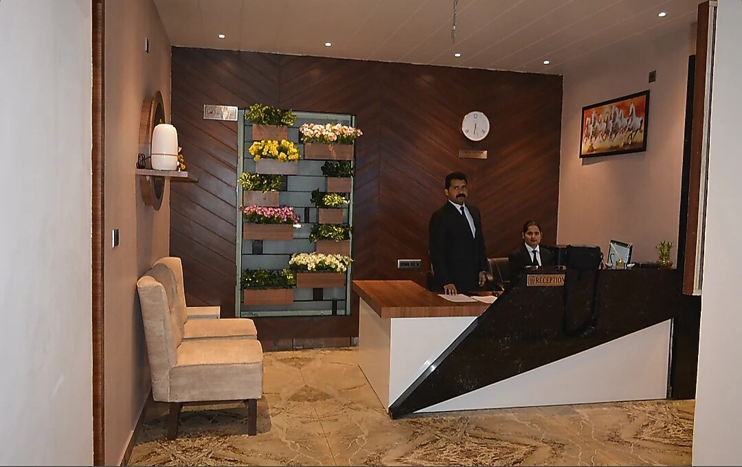 Hotel Solitaire Inn 100% Money Back 𝗕𝗢𝗢𝗞 Ambala Hotel 𝘄𝗶𝘁𝗵 𝗙𝗥𝗘𝗘 ...