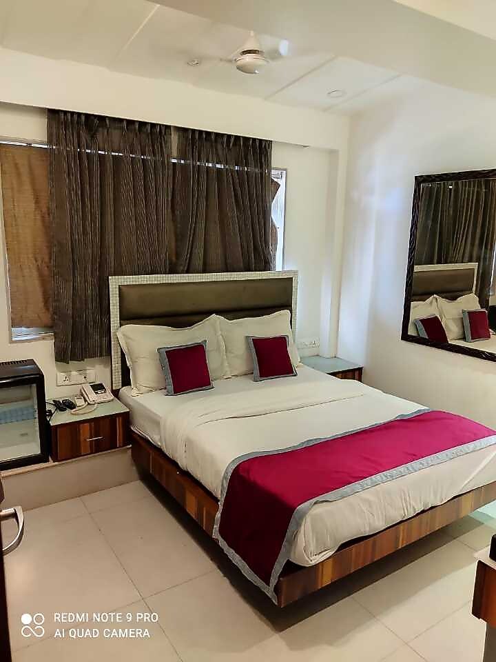 The Flora Residency 𝗕𝗢𝗢𝗞 Goa Hotel 𝘄𝗶𝘁𝗵 𝗙𝗥𝗘𝗘 𝗖𝗮𝗻𝗰𝗲𝗹𝗹𝗮𝘁𝗶𝗼𝗻