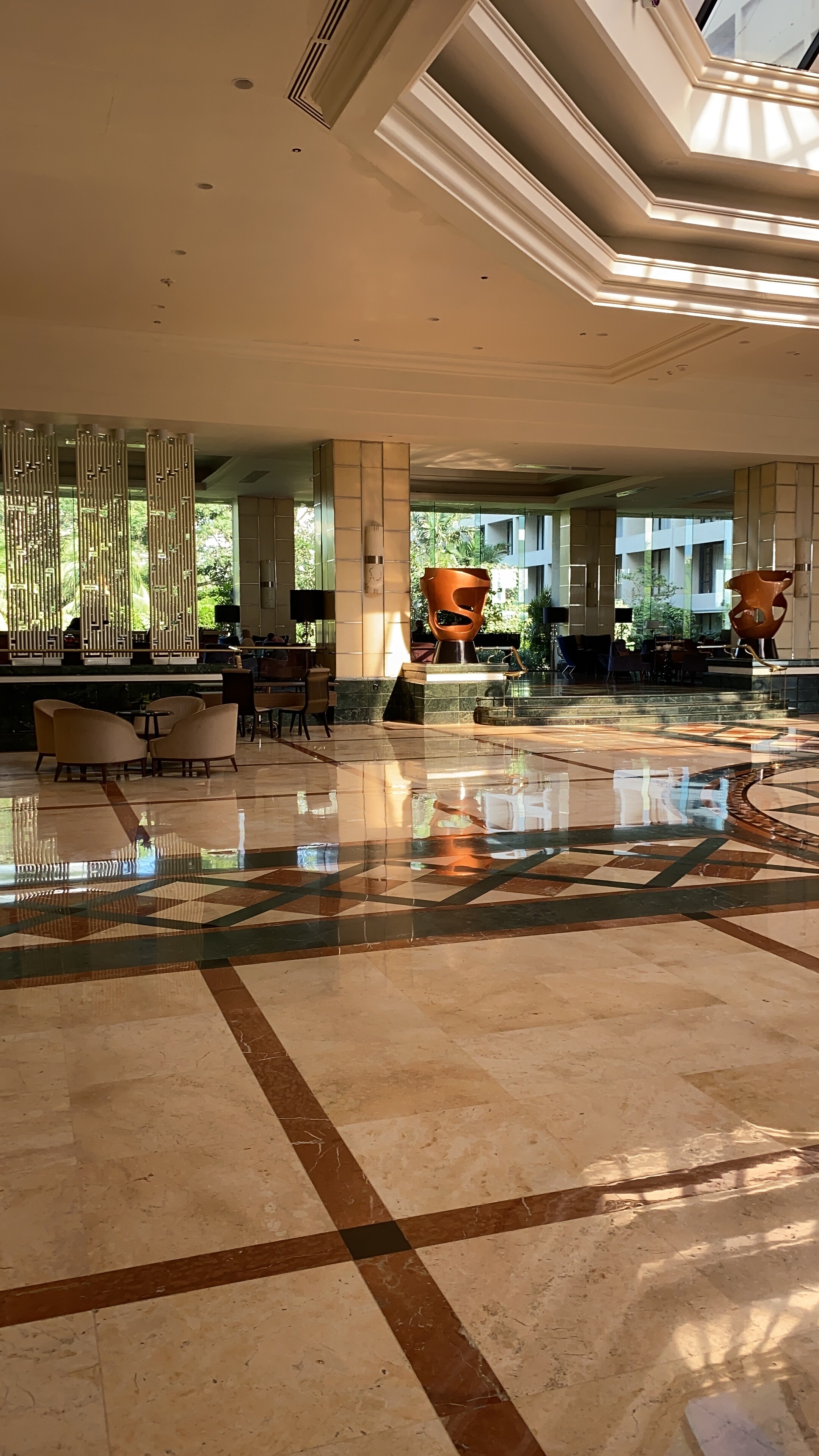 Cinnamon Grand Hotel 𝗕𝗢𝗢𝗞 Colombo Hotel 𝘄𝗶𝘁𝗵 ₹𝟬 𝗣𝗔𝗬𝗠𝗘𝗡𝗧