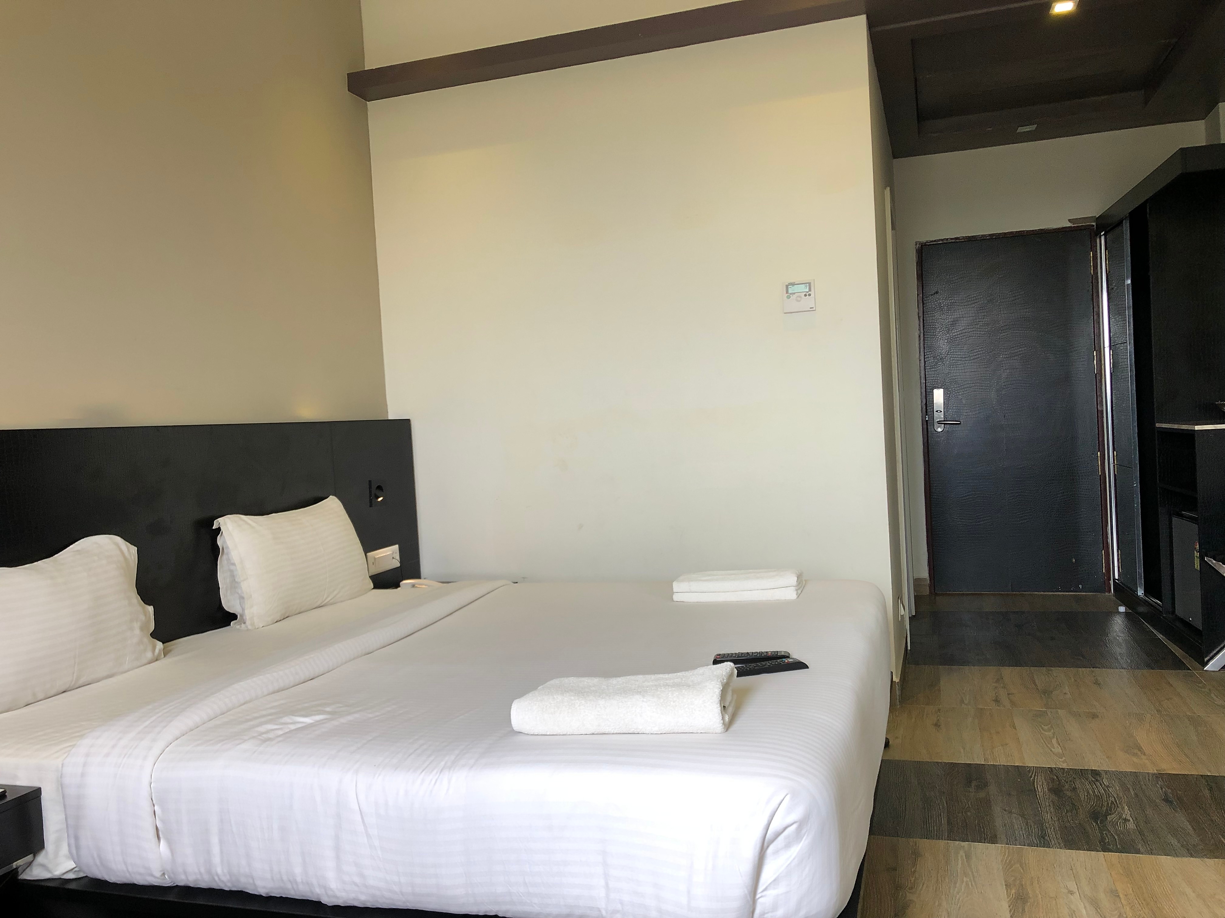Photos of QUEENS INN - Hotel in Velankanni