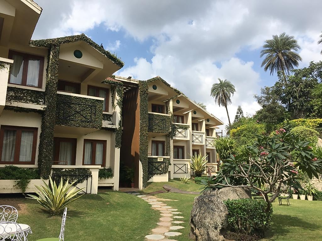 Hotel Hilltone Best Rates on Mount Abu Hotel Deals, Reviews & Photos