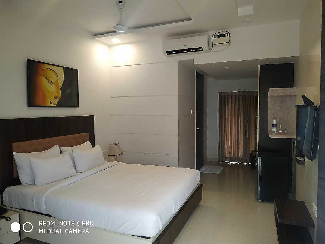 Hotel Rezos 𝗕𝗢𝗢𝗞 Goa Hotel 𝘄𝗶𝘁𝗵 𝗙𝗥𝗘𝗘 𝗖𝗮𝗻𝗰𝗲𝗹𝗹𝗮𝘁𝗶𝗼𝗻