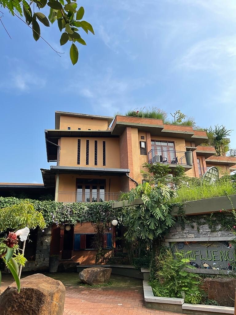 Confluence Club - GoodEarth 𝗕𝗢𝗢𝗞 Bangalore Hotel 𝘄𝗶𝘁𝗵 𝗙𝗥𝗘𝗘 𝗖𝗮𝗻𝗰𝗲𝗹𝗹𝗮𝘁𝗶𝗼𝗻