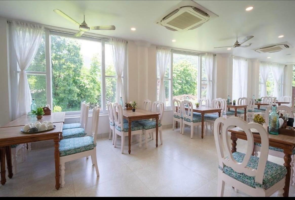 Terrakotta 𝗕𝗢𝗢𝗞 Rishikesh Hotel 𝘄𝗶𝘁𝗵 𝗙𝗥𝗘𝗘 𝗖𝗮𝗻𝗰𝗲𝗹𝗹𝗮𝘁𝗶𝗼𝗻