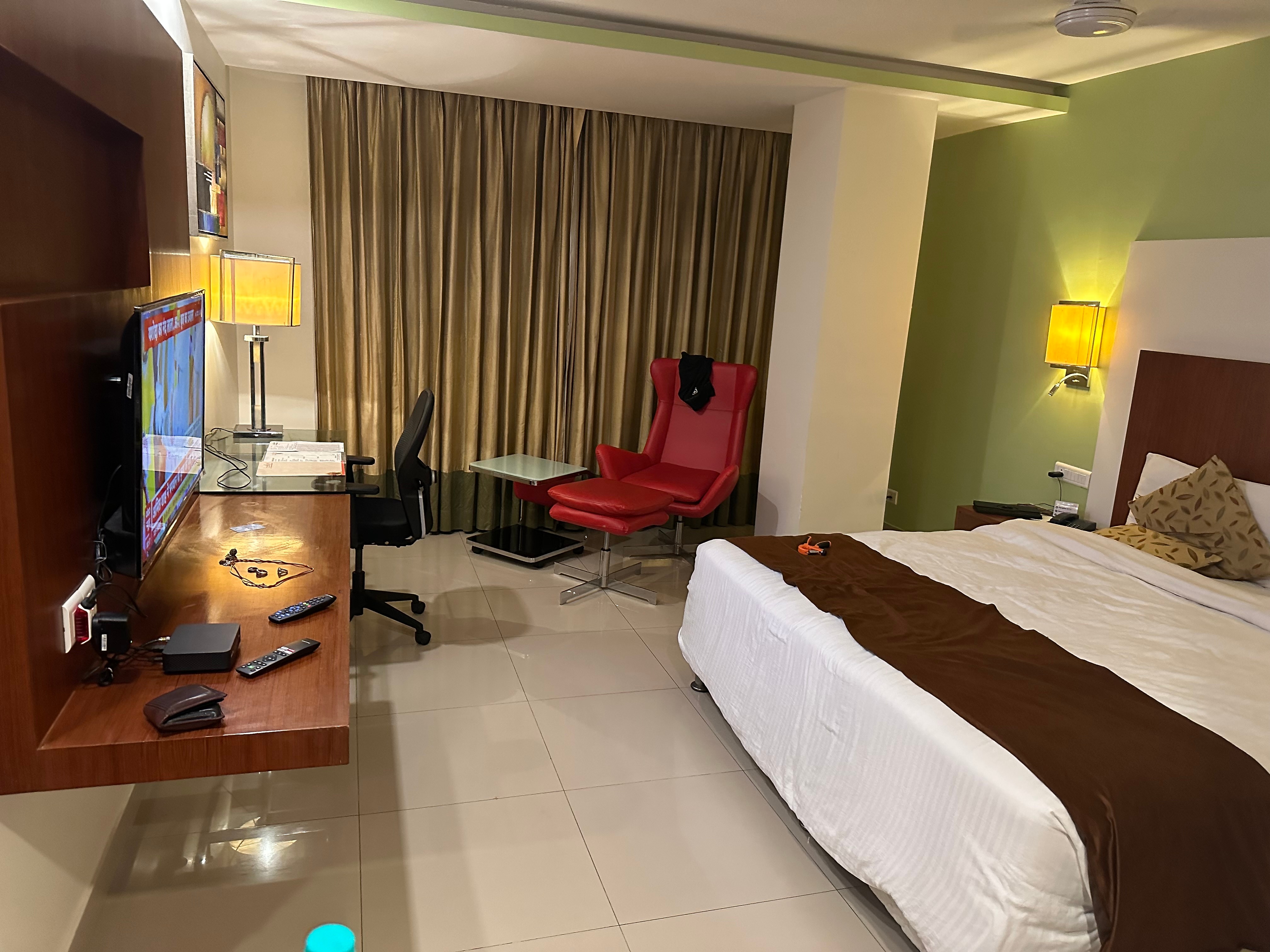 Hotel Inner Circle 𝗕𝗢𝗢𝗞 Hyderabad Hotel 𝘄𝗶𝘁𝗵 𝗙𝗥𝗘𝗘 𝗖𝗮𝗻𝗰𝗲𝗹𝗹𝗮𝘁𝗶𝗼𝗻