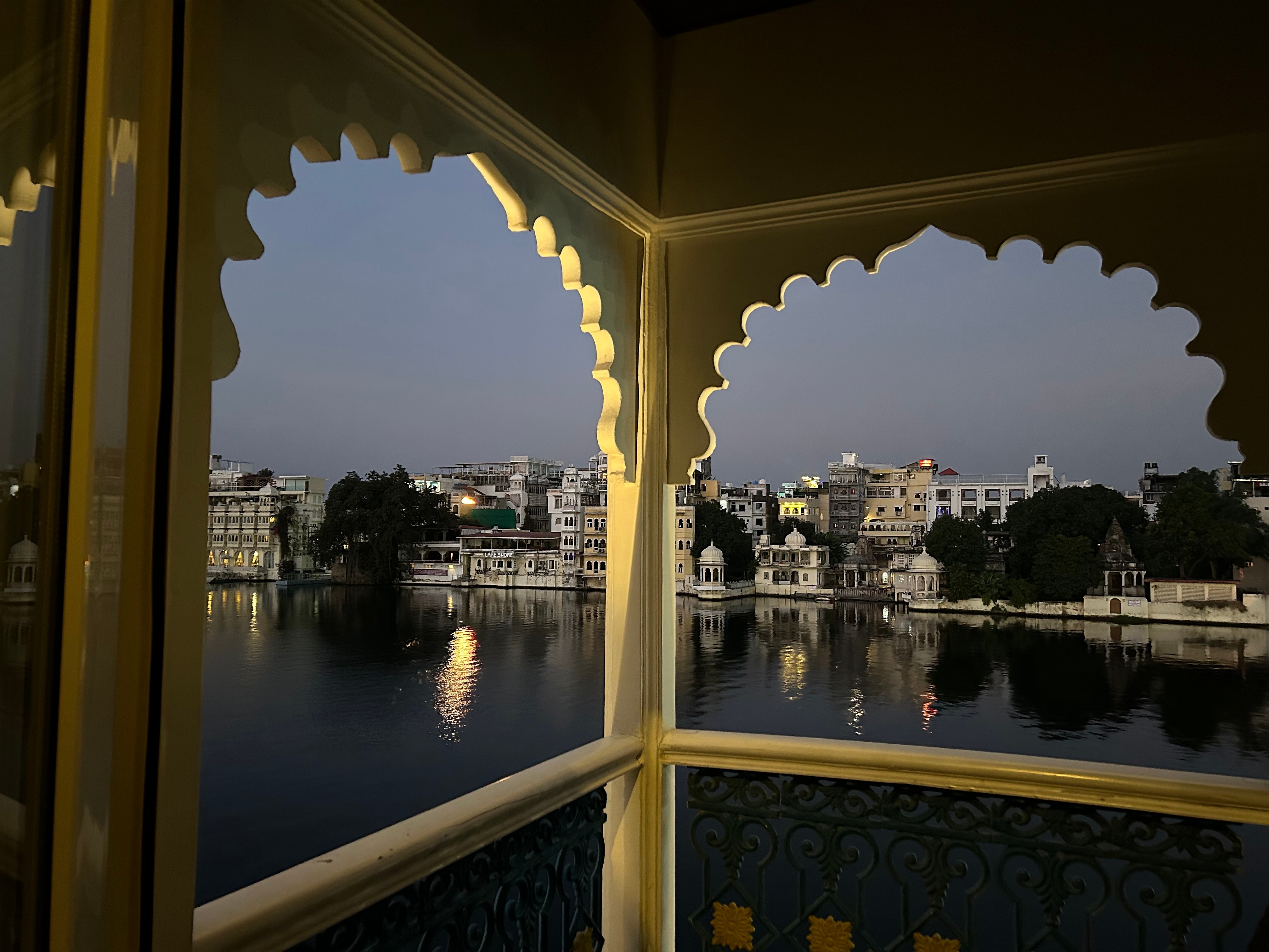 Jheel Hotel & Restaurent 𝗕𝗢𝗢𝗞 Udaipur Hotel 𝘄𝗶𝘁𝗵 𝗙𝗥𝗘𝗘 𝗖𝗮𝗻𝗰𝗲𝗹𝗹𝗮𝘁𝗶𝗼𝗻