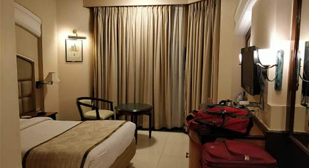 Lords Inn Vadodara 𝗕𝗢𝗢𝗞 Vadodara Hotel 𝘄𝗶𝘁𝗵 ₹𝟬 𝗣𝗔𝗬𝗠𝗘𝗡𝗧