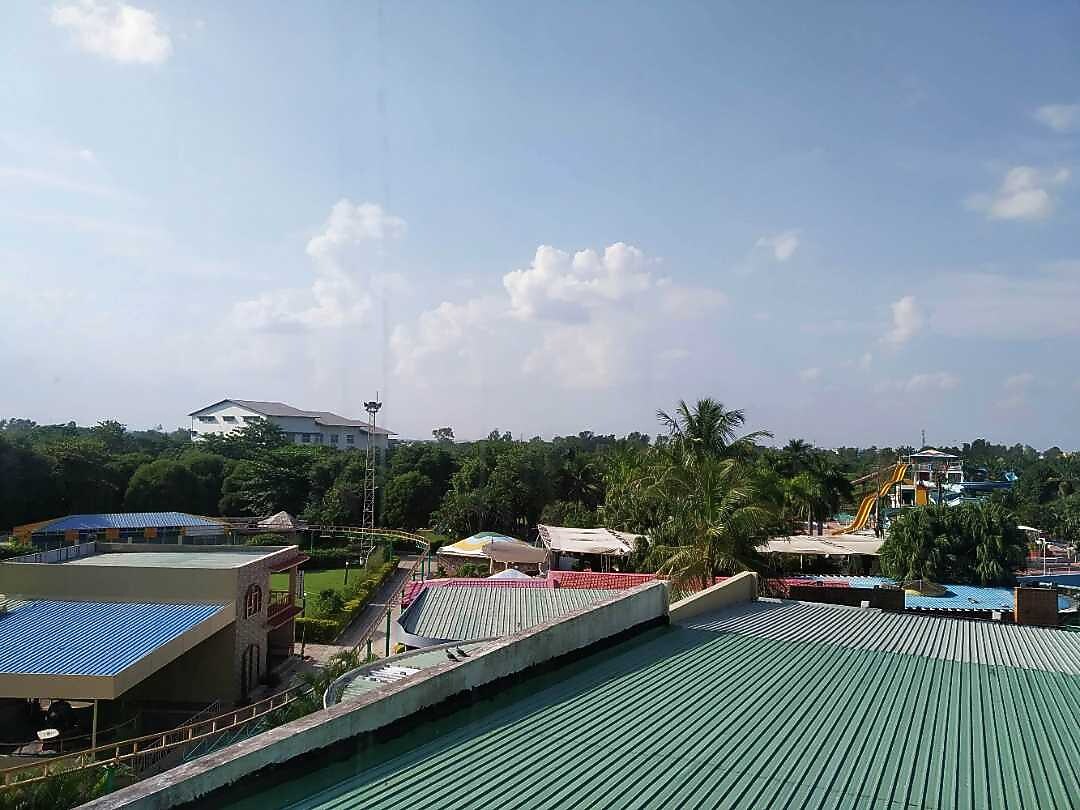 Hotel Kanha's Palm Springs Best Rates on Bhopal Hotel Deals, Reviews ...