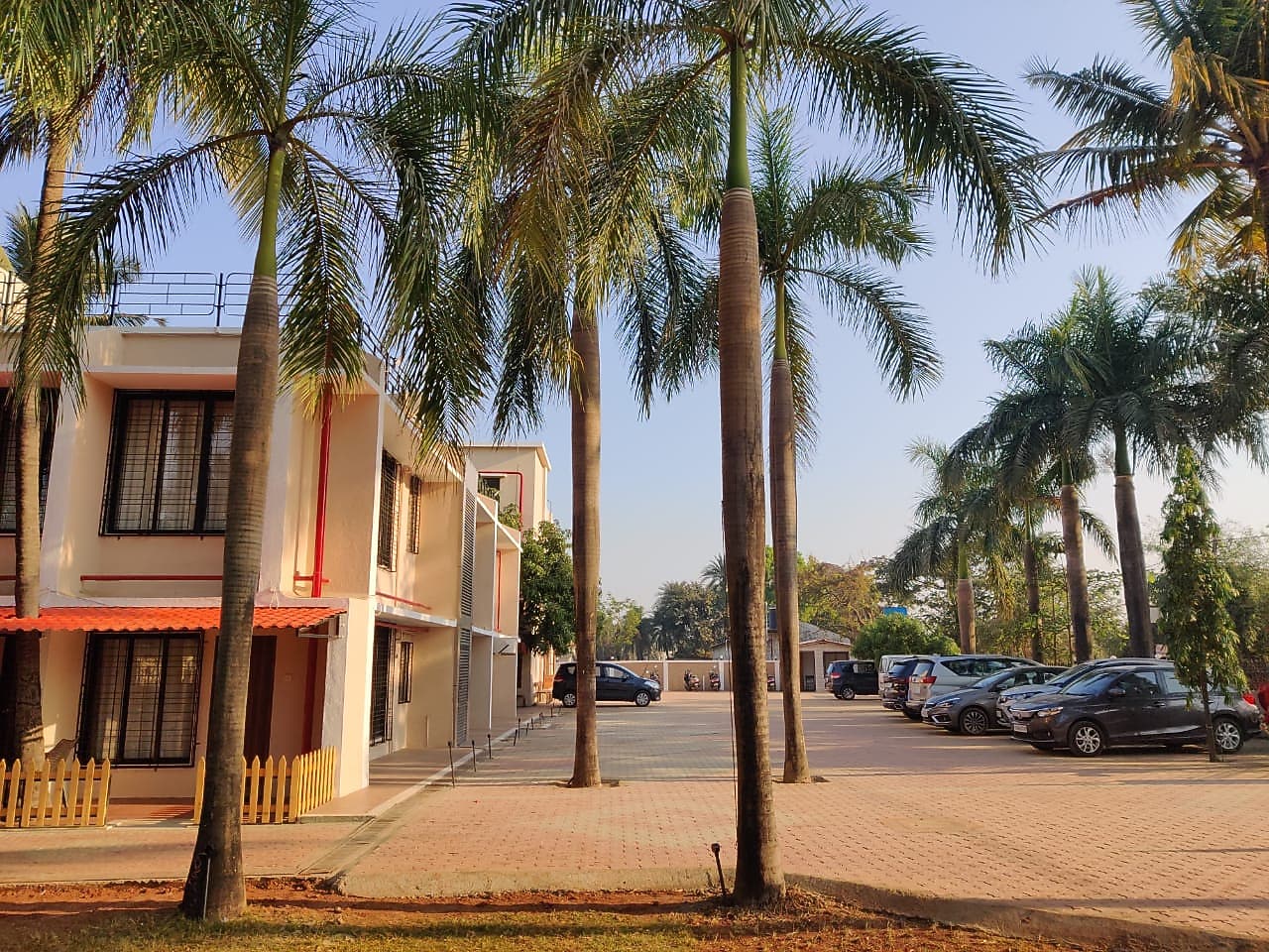 HOTEL LEVINO 𝗕𝗢𝗢𝗞 Daman Hotel 𝘄𝗶𝘁𝗵 ₹𝟬 𝗣𝗔𝗬𝗠𝗘𝗡𝗧