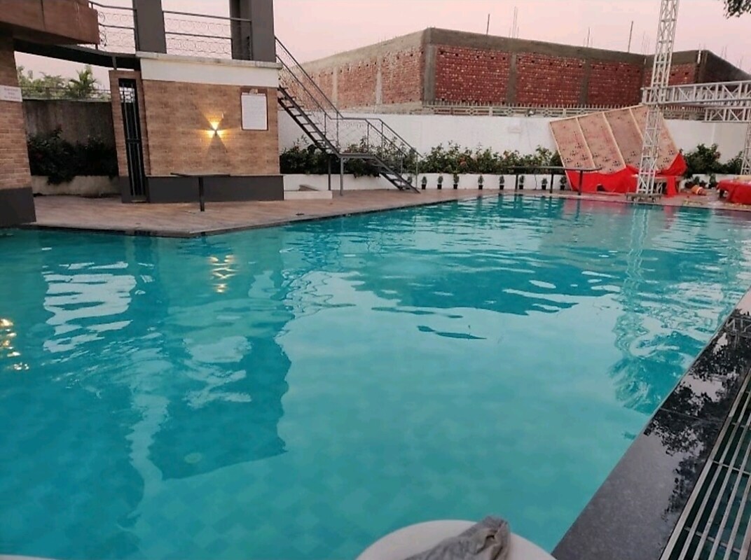 The Four Vedas Hotel and Resort 𝗕𝗢𝗢𝗞 Siliguri Hotel 𝘄𝗶𝘁𝗵 ₹𝟬 𝗣𝗔𝗬𝗠𝗘𝗡𝗧