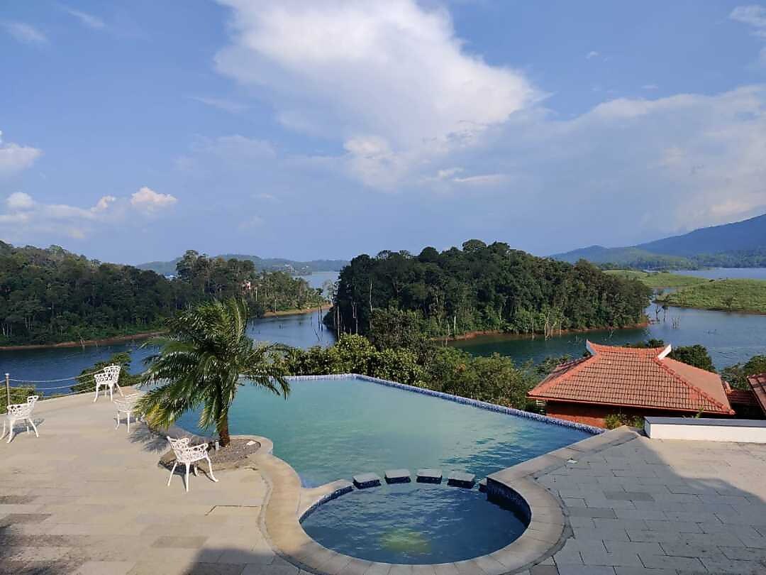 Contour Island Resort and Spa 𝗕𝗢𝗢𝗞 Wayanad Hotel 𝘄𝗶𝘁𝗵 𝗙𝗥𝗘𝗘 𝗖𝗮𝗻𝗰𝗲𝗹𝗹𝗮𝘁𝗶𝗼𝗻