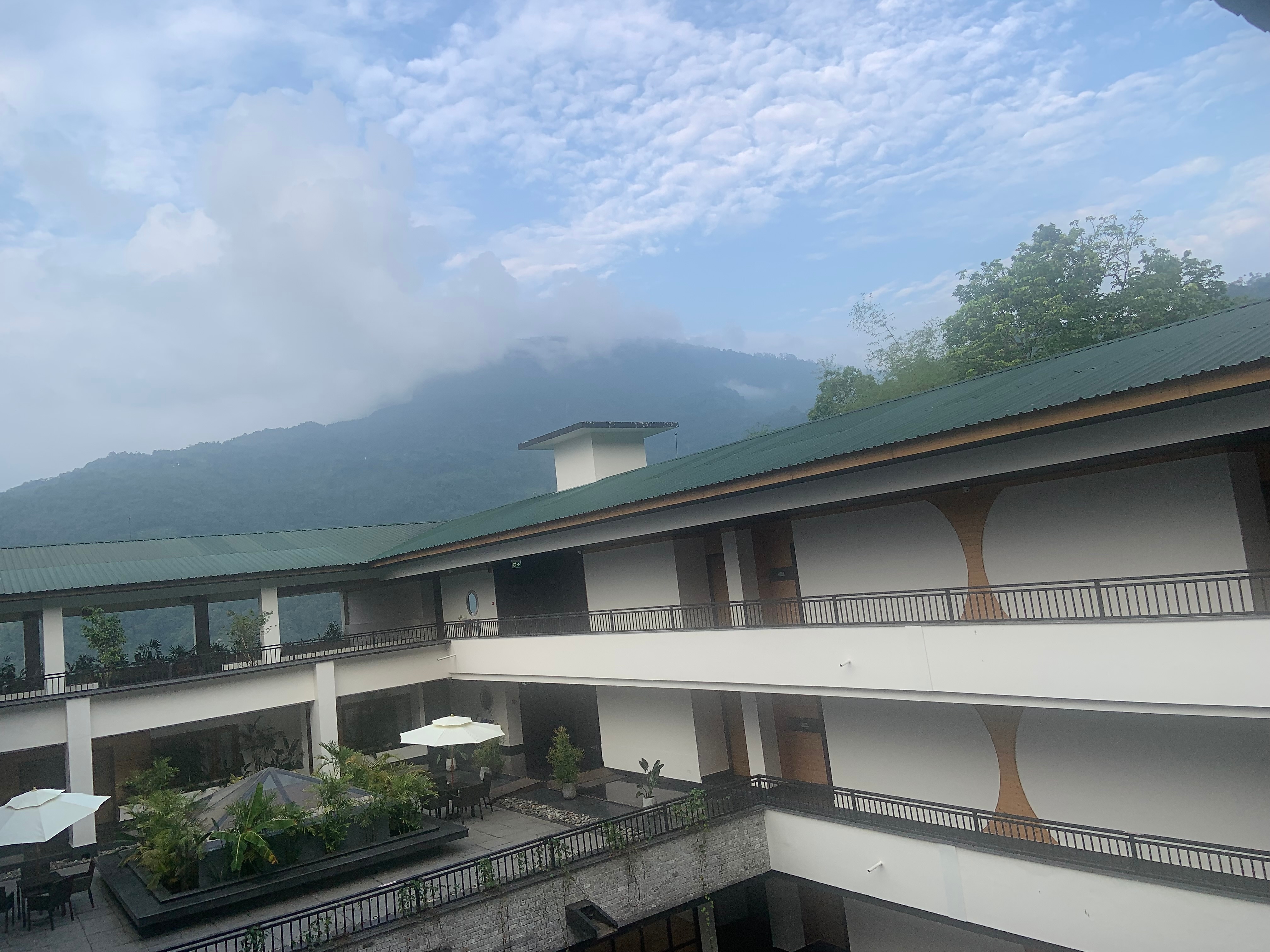 Vivanta Sikkim, Pakyong 𝗕𝗢𝗢𝗞 Pakyong Resort 𝘄𝗶𝘁𝗵 ₹𝟬 𝗣𝗔𝗬𝗠𝗘𝗡𝗧