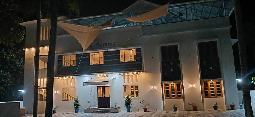VILLA MANTRAA 𝗕𝗢𝗢𝗞 Varkala Villa 𝘄𝗶𝘁𝗵 𝗙𝗥𝗘𝗘 𝗖𝗮𝗻𝗰𝗲𝗹𝗹𝗮𝘁𝗶𝗼𝗻