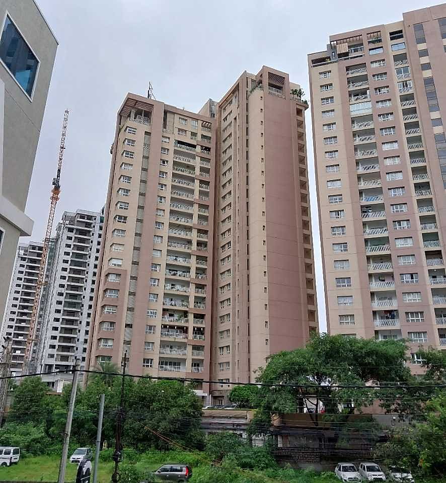 Zen Comfort | Hyderabad Apartment BOOK @ ₹1