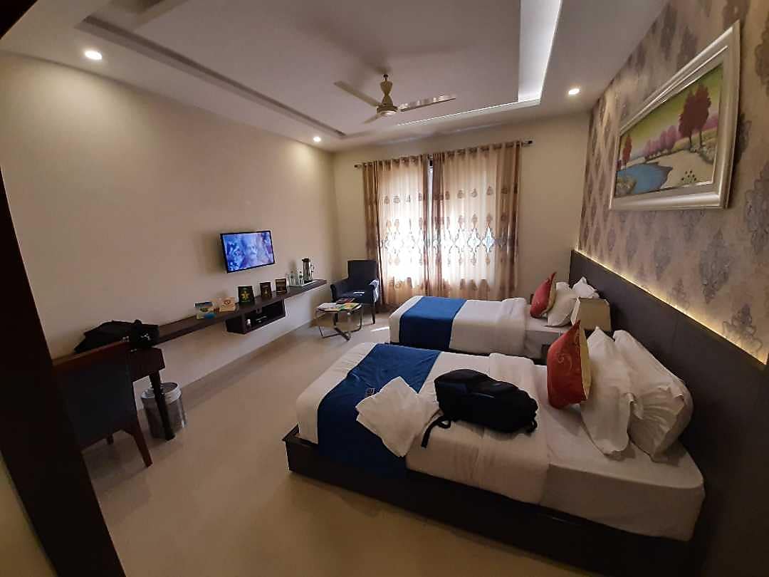 Prabhaa Grand Inn 100% Money Back 𝗕𝗢𝗢𝗞 Chittoor Hotel 𝘄𝗶𝘁𝗵 𝗙𝗥𝗘𝗘 ...