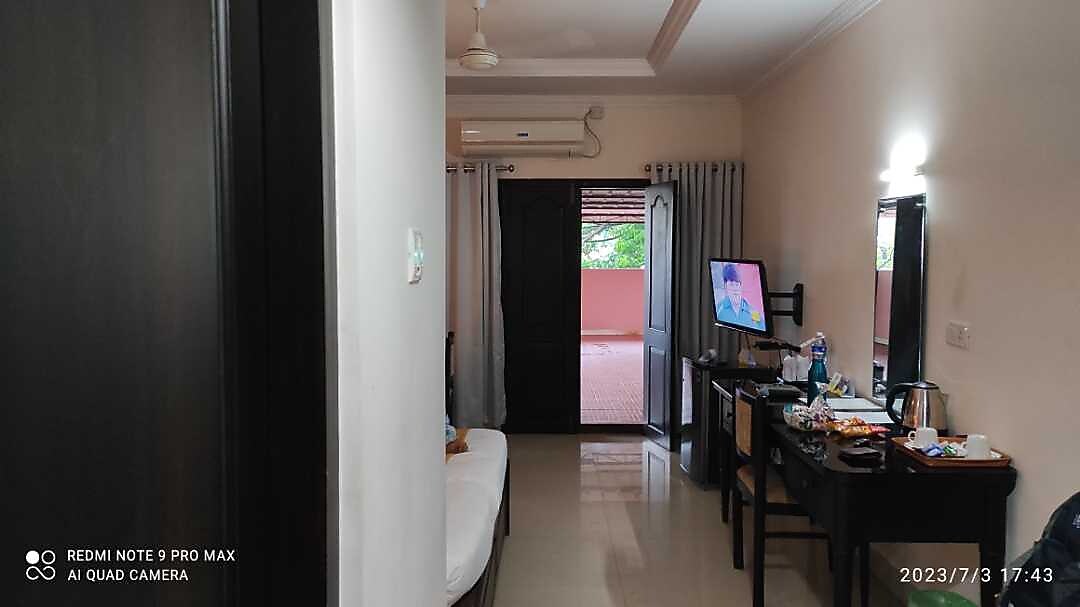 Kallada Regency, Irinjalakuda 𝗕𝗢𝗢𝗞 Chalakudy Hotel 𝘄𝗶𝘁𝗵 𝗙𝗥𝗘𝗘 𝗖𝗮𝗻𝗰𝗲𝗹𝗹𝗮𝘁𝗶𝗼𝗻