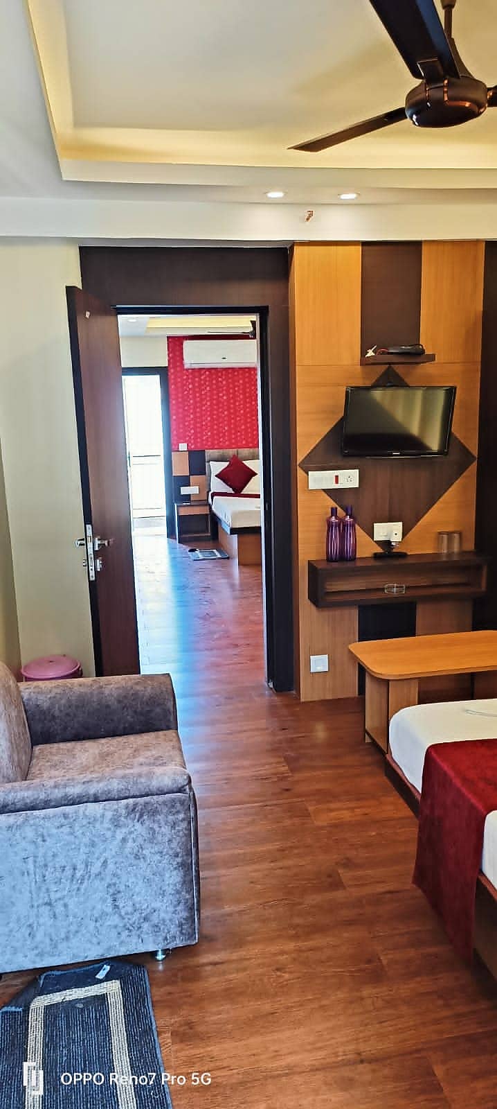 HOTEL ROYAL VIEW 𝗕𝗢𝗢𝗞 Digha Hotel 𝘄𝗶𝘁𝗵 𝗙𝗥𝗘𝗘 𝗖𝗮𝗻𝗰𝗲𝗹𝗹𝗮𝘁𝗶𝗼𝗻