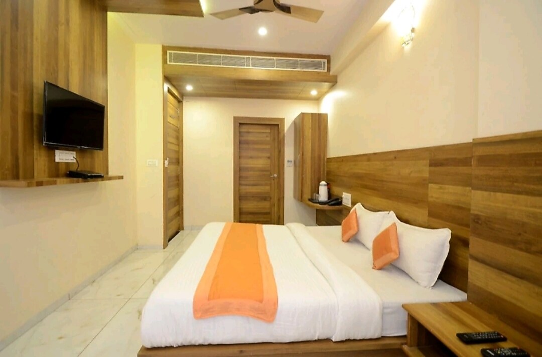 Hotel Metro Inn 100% Money Back 𝗕𝗢𝗢𝗞 Jaipur Hotel 𝘄𝗶𝘁𝗵 𝗙𝗥𝗘𝗘 𝗖𝗮𝗻𝗰𝗲𝗹𝗹𝗮𝘁𝗶𝗼𝗻