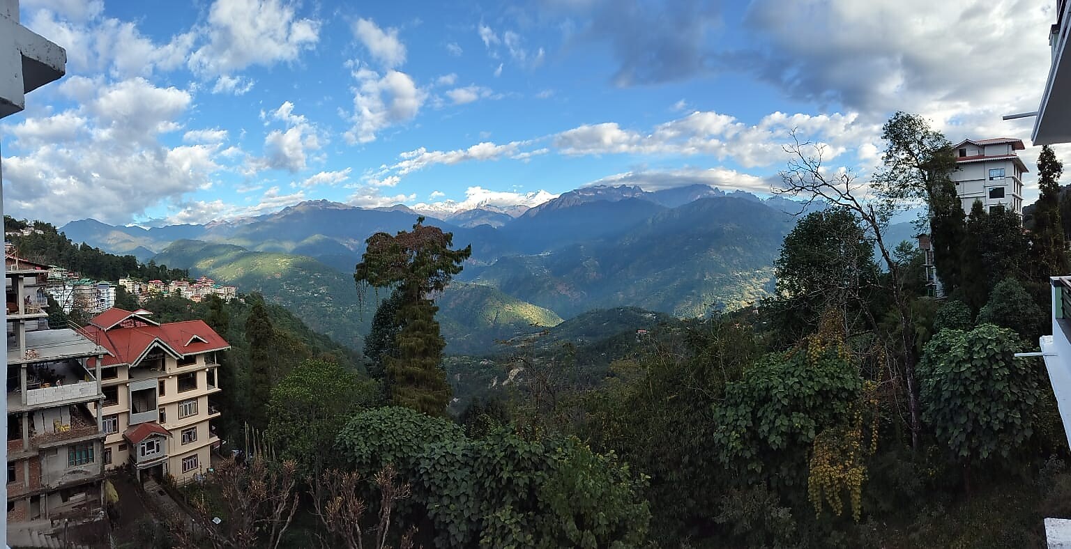 BluBen Alpine 𝗕𝗢𝗢𝗞 Pelling Homestay 𝘄𝗶𝘁𝗵 𝗙𝗥𝗘𝗘 𝗖𝗮𝗻𝗰𝗲𝗹𝗹𝗮𝘁𝗶𝗼𝗻