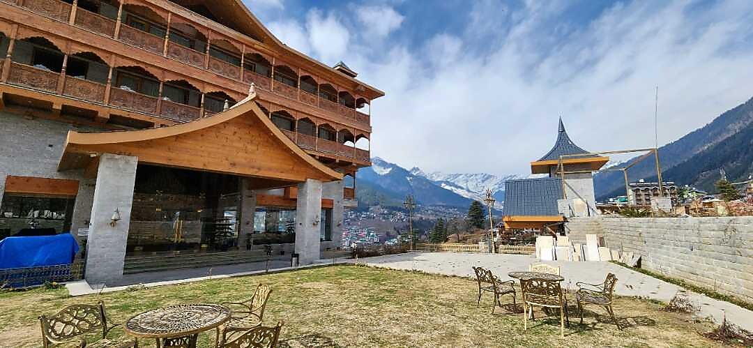 Reviews of Tiaraa Hotels and Resorts Manali - Resort in Manali
