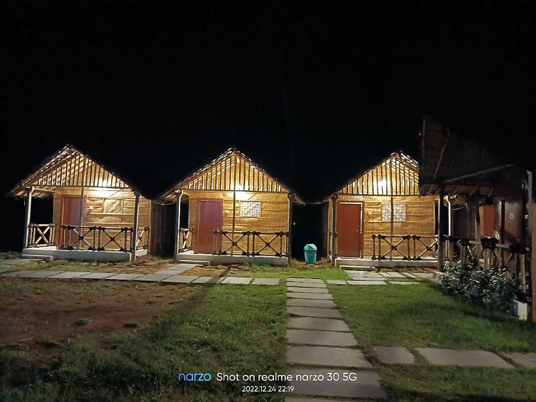 Coconut Tree Guest House and Restaurant (Hampi) 𝗕𝗢𝗢𝗞 Hampi Guest House ...