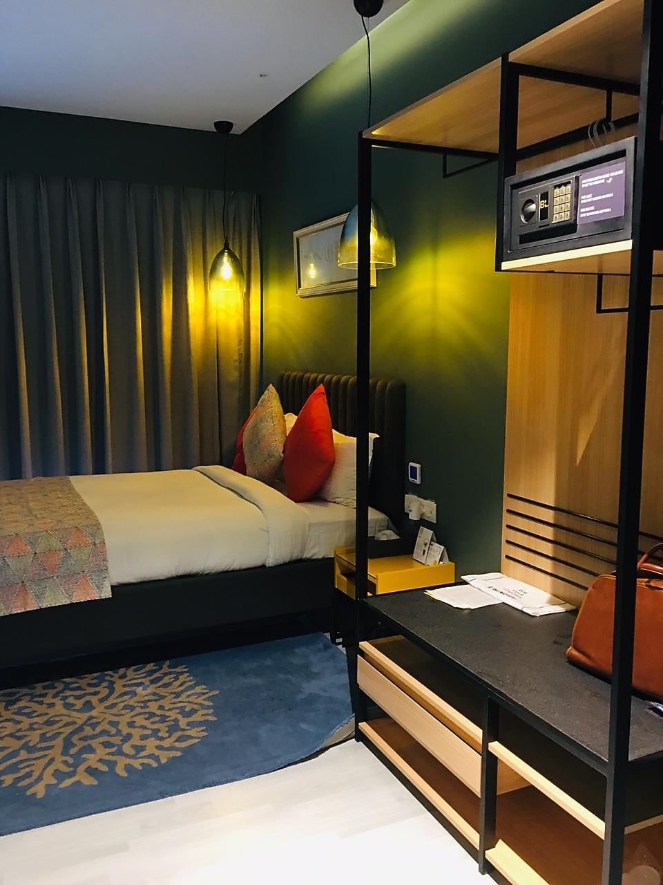 Hotel B Plus L 𝗕𝗢𝗢𝗞 Hyderabad Hotel 𝘄𝗶𝘁𝗵 𝗙𝗥𝗘𝗘 𝗖𝗮𝗻𝗰𝗲𝗹𝗹𝗮𝘁𝗶𝗼𝗻