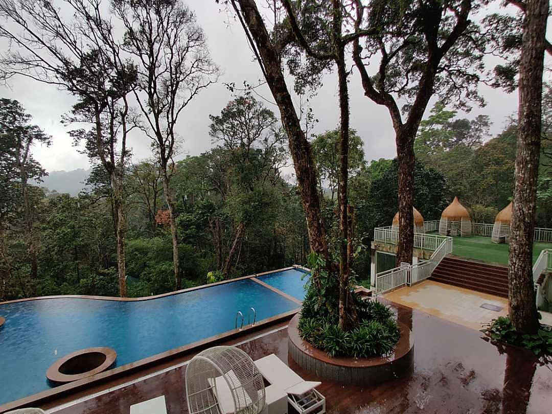 Elixir Hills Suites Resort & Spa 𝗕𝗢𝗢𝗞 Munnar Resort 𝘄𝗶𝘁𝗵 𝗙𝗥𝗘𝗘 𝗖𝗮𝗻𝗰𝗲𝗹𝗹𝗮𝘁𝗶𝗼𝗻