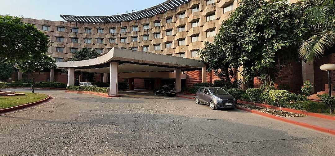 Centaur Hotel 𝗕𝗢𝗢𝗞 Delhi Hotel 𝘄𝗶𝘁𝗵 ₹𝟬 𝗣𝗔𝗬𝗠𝗘𝗡𝗧