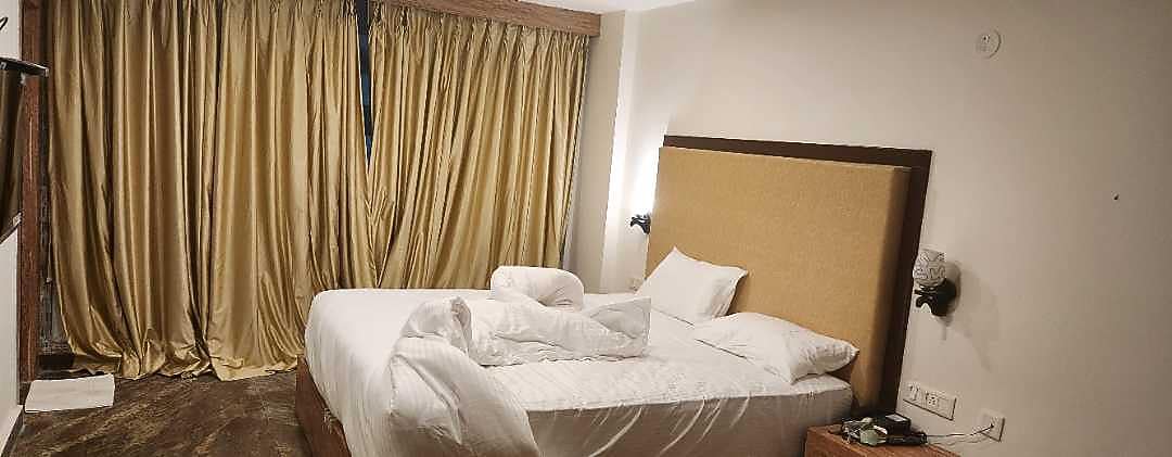 Hotel Inner Circle 𝗕𝗢𝗢𝗞 Hyderabad Hotel 𝘄𝗶𝘁𝗵 ₹𝟬 𝗣𝗔𝗬𝗠𝗘𝗡𝗧