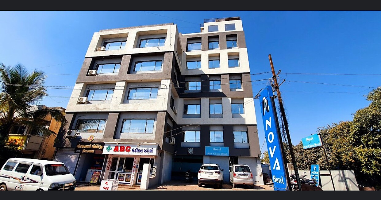 Photos of Hotel New Cross Road - Hotel in Rajkot