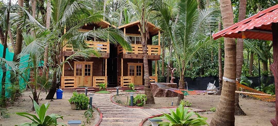 Breezywood Resort 𝗕𝗢𝗢𝗞 Malvan Resort 𝘄𝗶𝘁𝗵 𝗙𝗥𝗘𝗘 𝗖𝗮𝗻𝗰𝗲𝗹𝗹𝗮𝘁𝗶𝗼𝗻