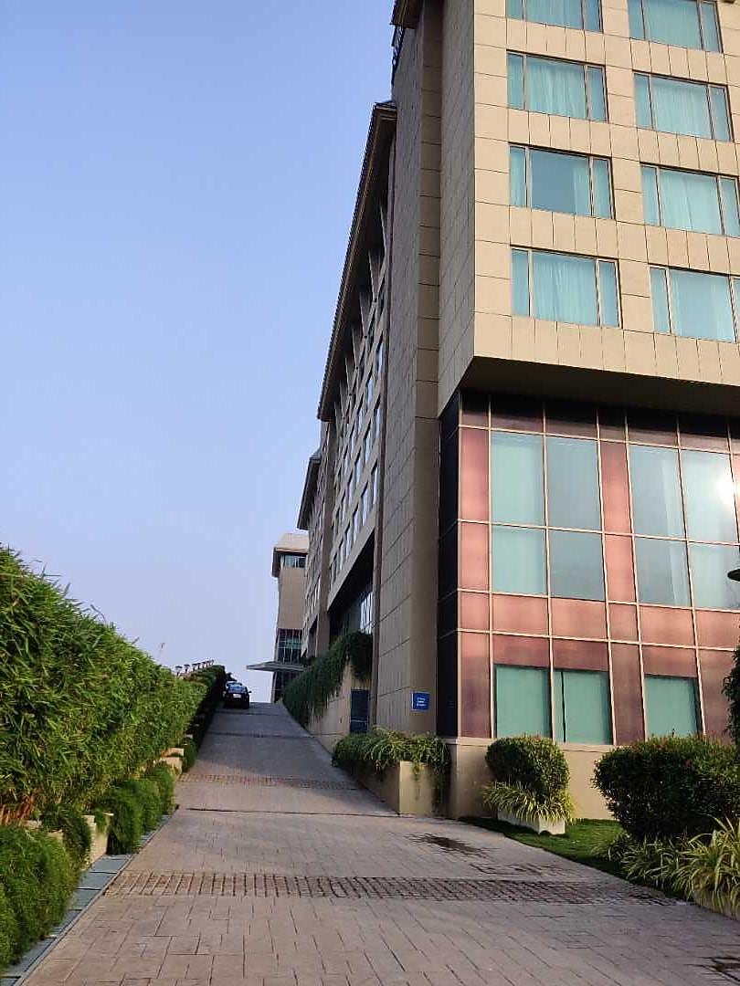 Radisson Blu Pune Hinjawadi 𝗕𝗢𝗢𝗞 Pune Hotel 𝘄𝗶𝘁𝗵 𝗙𝗥𝗘𝗘 𝗖𝗮𝗻𝗰𝗲𝗹𝗹𝗮𝘁𝗶𝗼𝗻