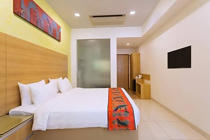 Ginger Noida, City Center 𝗕𝗢𝗢𝗞 Noida Hotel 𝘄𝗶𝘁𝗵 ₹𝟬 𝗣𝗔𝗬𝗠𝗘𝗡𝗧