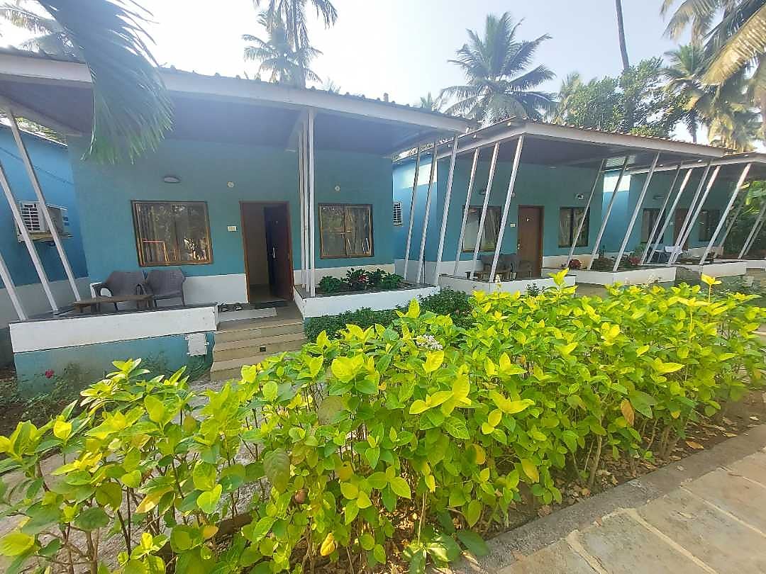 Betelnut Resort 𝗕𝗢𝗢𝗞 Diveagar Resort 𝘄𝗶𝘁𝗵 𝗙𝗥𝗘𝗘 𝗖𝗮𝗻𝗰𝗲𝗹𝗹𝗮𝘁𝗶𝗼𝗻