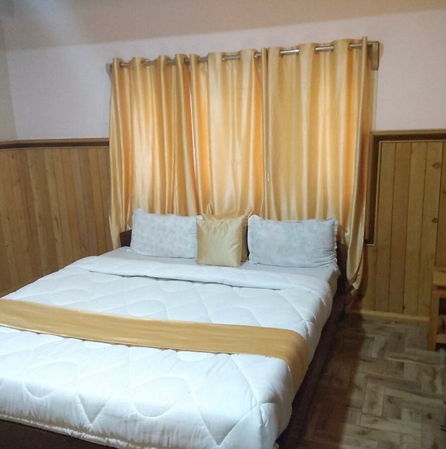 Lachen Paradise | Lachen Hotel BOOK @ ₹1