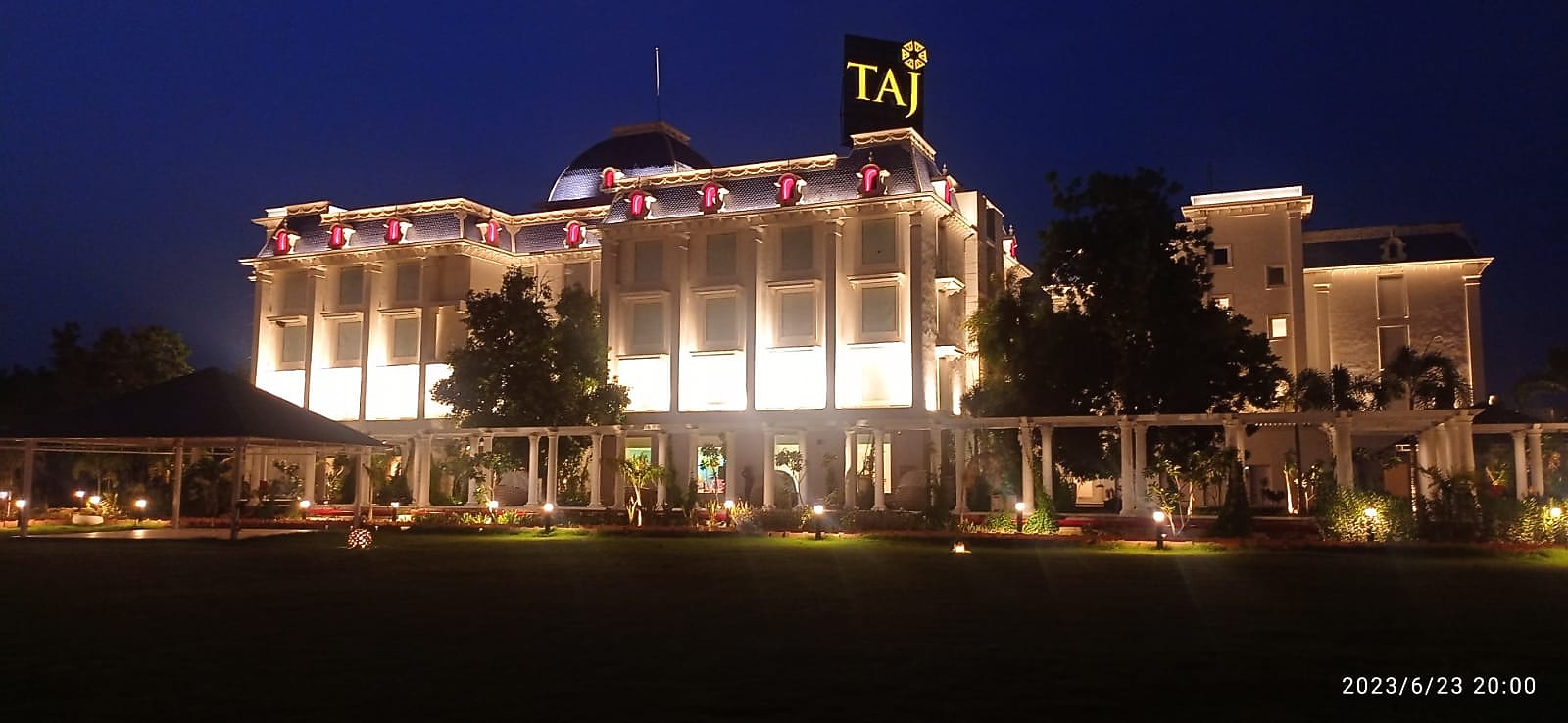 Taj Gandhinagar Resort and Spa 𝗕𝗢𝗢𝗞 Gandhinagar Resort 𝘄𝗶𝘁𝗵 ₹𝟬 𝗣𝗔𝗬𝗠𝗘𝗡𝗧