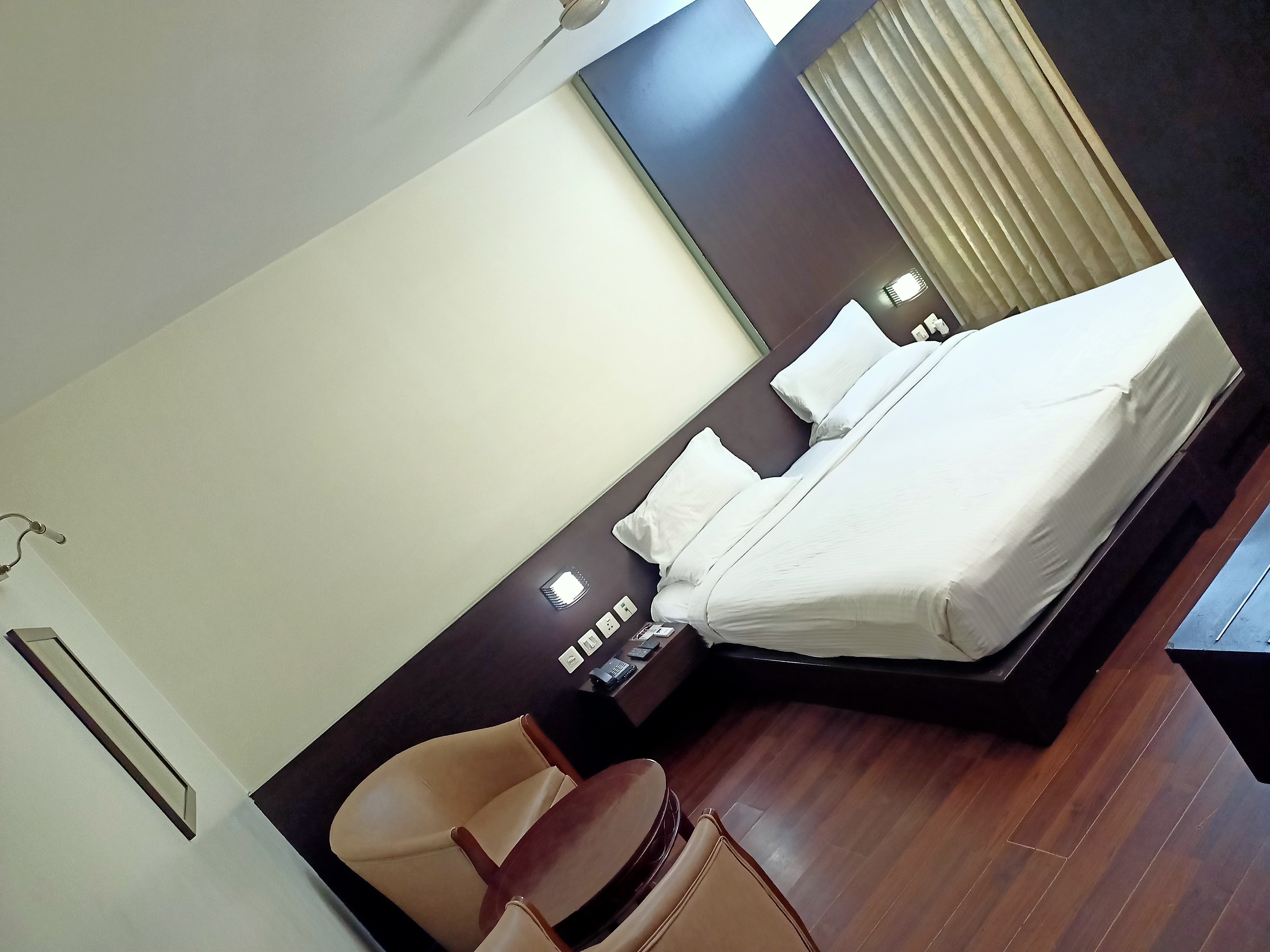 The Central Park 𝗕𝗢𝗢𝗞 Rourkela Hotel 𝘄𝗶𝘁𝗵 𝗙𝗥𝗘𝗘 𝗖𝗮𝗻𝗰𝗲𝗹𝗹𝗮𝘁𝗶𝗼𝗻