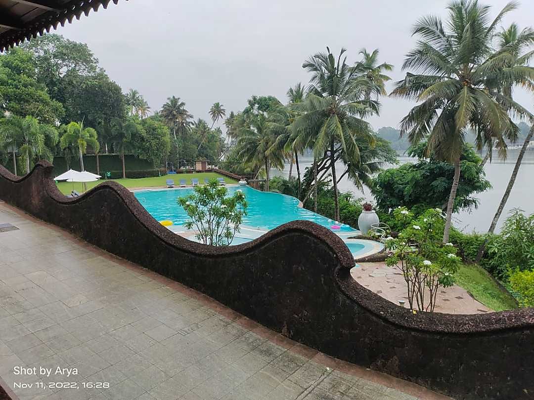 The Leela Ashtamudi, A Raviz Hotel 𝗕𝗢𝗢𝗞 Kollam Resort 𝘄𝗶𝘁𝗵 ₹𝟬 𝗣𝗔𝗬𝗠𝗘𝗡𝗧