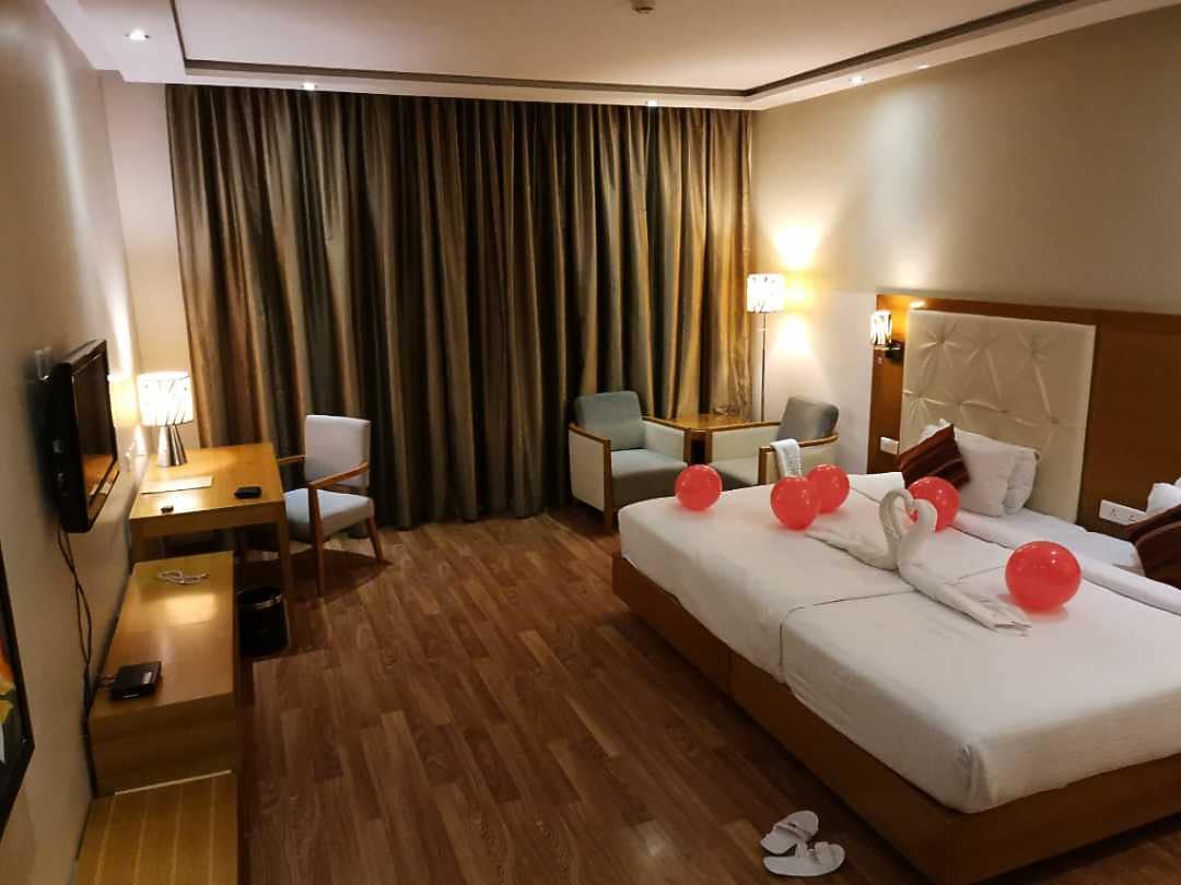 Aarohi Starz Club 𝗕𝗢𝗢𝗞 Sanand Resort 𝘄𝗶𝘁𝗵 𝗙𝗥𝗘𝗘 𝗖𝗮𝗻𝗰𝗲𝗹𝗹𝗮𝘁𝗶𝗼𝗻