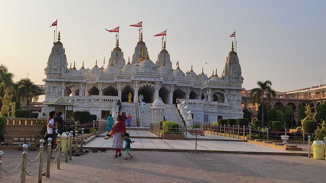 Hotel Prince Residency. 𝗕𝗢𝗢𝗞 Bhuj Hotel 𝘄𝗶𝘁𝗵 ₹𝟬 𝗣𝗔𝗬𝗠𝗘𝗡𝗧