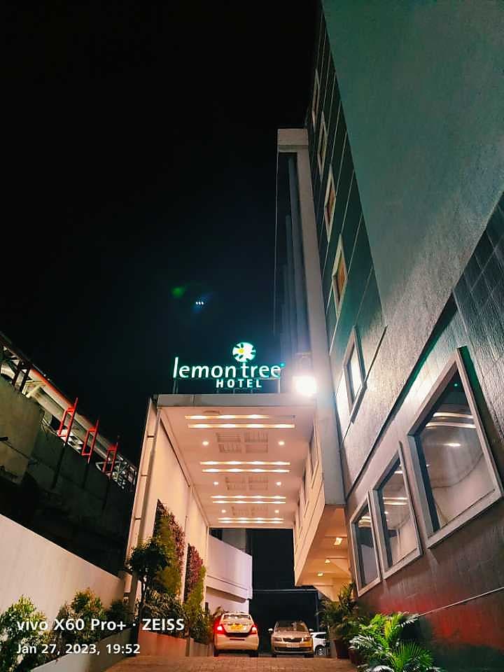 Lemon Tree Hotel, Banjara Hills, Hyderabad 𝗕𝗢𝗢𝗞 Hyderabad Hotel 𝘄𝗶𝘁𝗵 ...