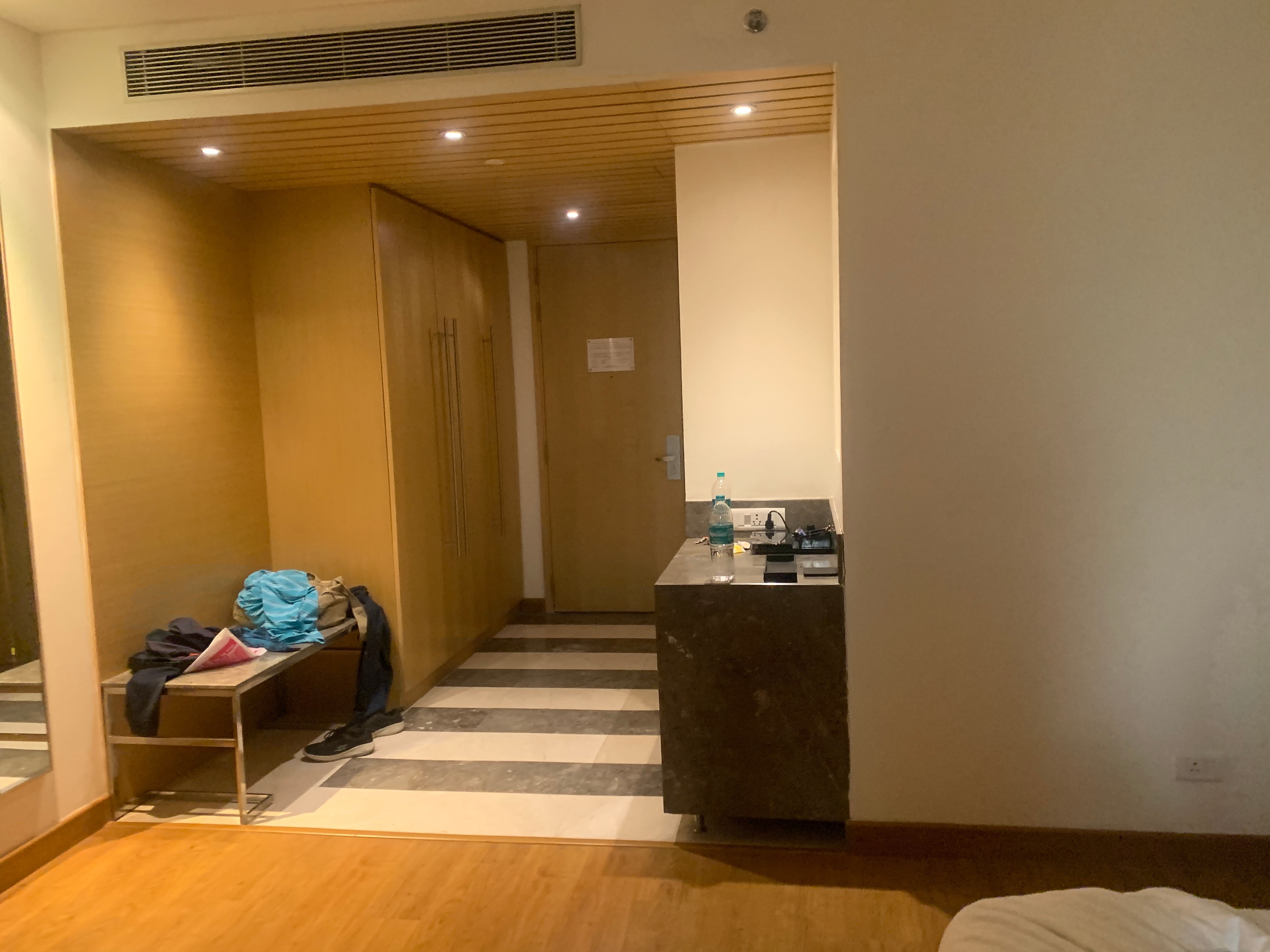The Conway 𝗕𝗢𝗢𝗞 Meerut Hotel 𝘄𝗶𝘁𝗵 𝗙𝗥𝗘𝗘 𝗖𝗮𝗻𝗰𝗲𝗹𝗹𝗮𝘁𝗶𝗼𝗻