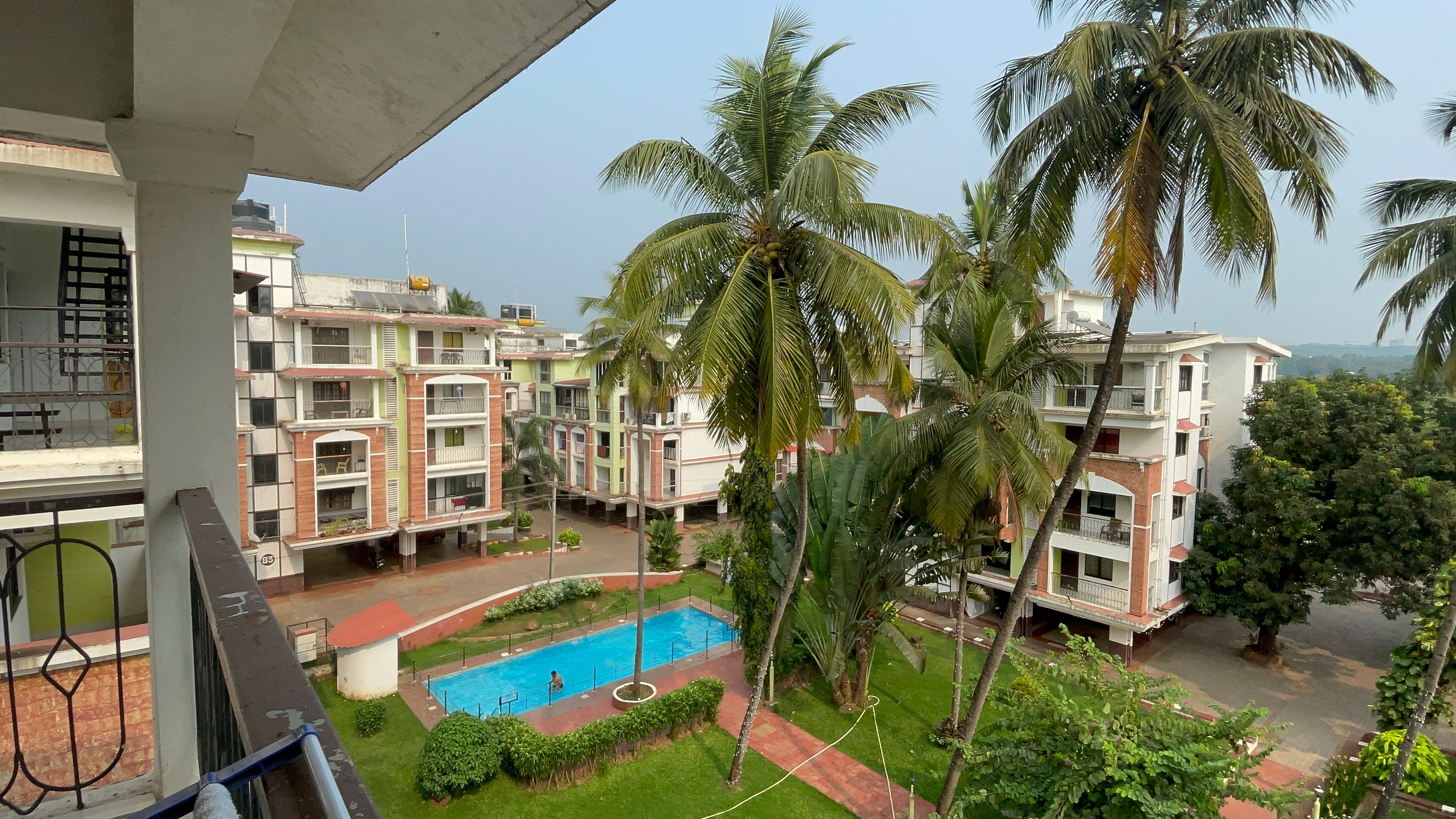 Monarch Palms | 2 BHK Apartment with Pool 𝗕𝗢𝗢𝗞 Goa Apartment 𝘄𝗶𝘁𝗵 𝗙𝗥𝗘𝗘 ...