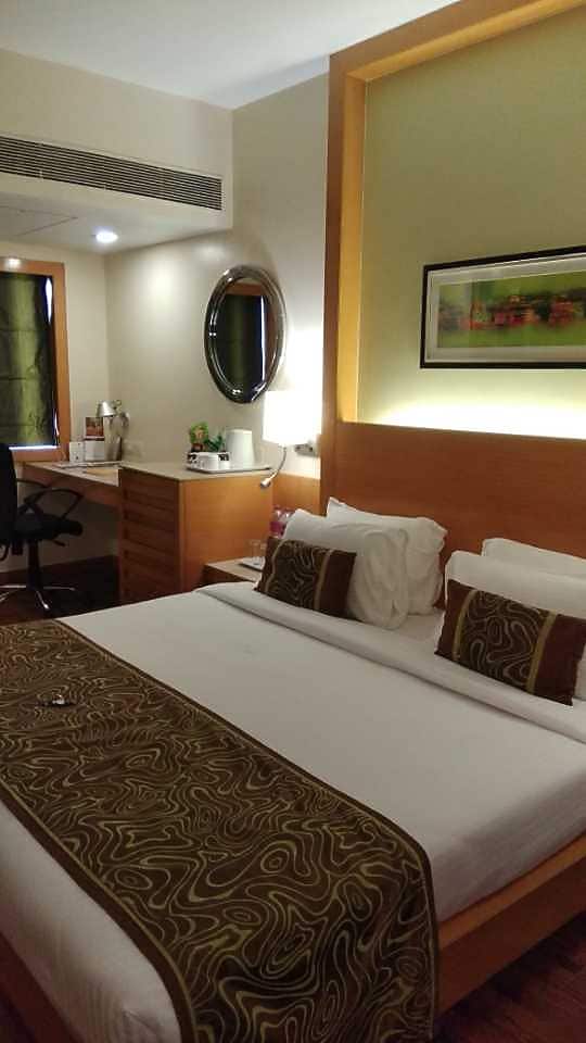 Hotel Heritage (Formerly known as Comfort Inn Heritage) 𝗕𝗢𝗢𝗞 Mumbai ...