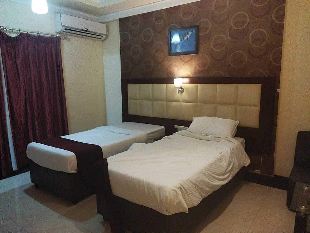 ANANYA COMFORTSS 𝗕𝗢𝗢𝗞 Hospet Hotel 𝘄𝗶𝘁𝗵 𝗙𝗥𝗘𝗘 𝗖𝗮𝗻𝗰𝗲𝗹𝗹𝗮𝘁𝗶𝗼𝗻