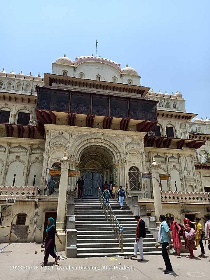 Hotel Saket, Ayodhya 𝗕𝗢𝗢𝗞 Ayodhya Hotel 𝘄𝗶𝘁𝗵 ₹𝟬 𝗣𝗔𝗬𝗠𝗘𝗡𝗧